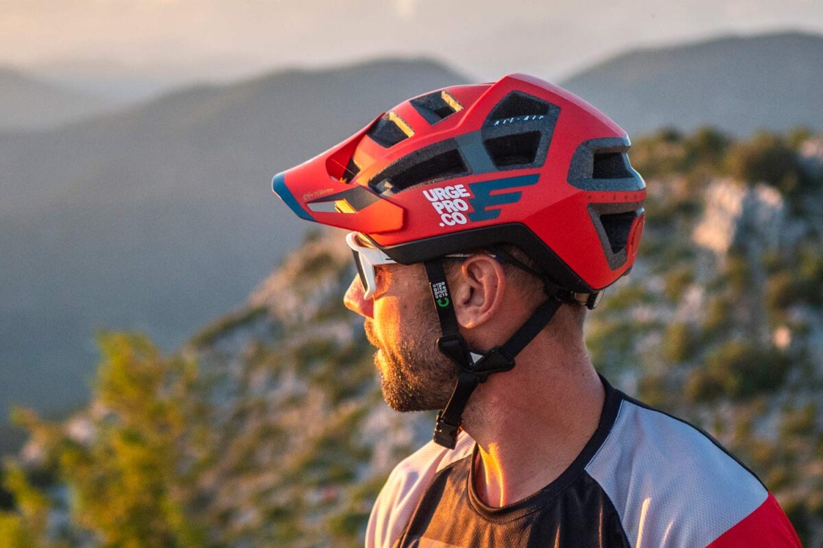 8 Best Low Profile Bike Helmets 2023 Buyers Guide